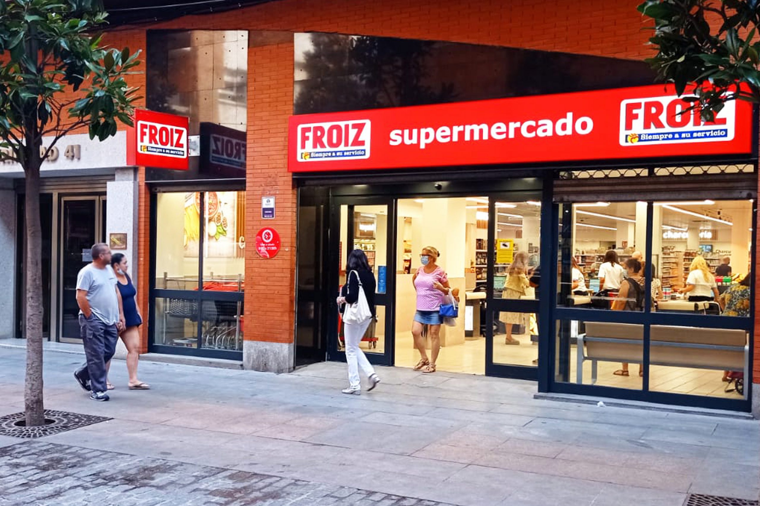 Se inaugura un nuevo supermercado Froiz en Talavera de la Reina (Toledo ...